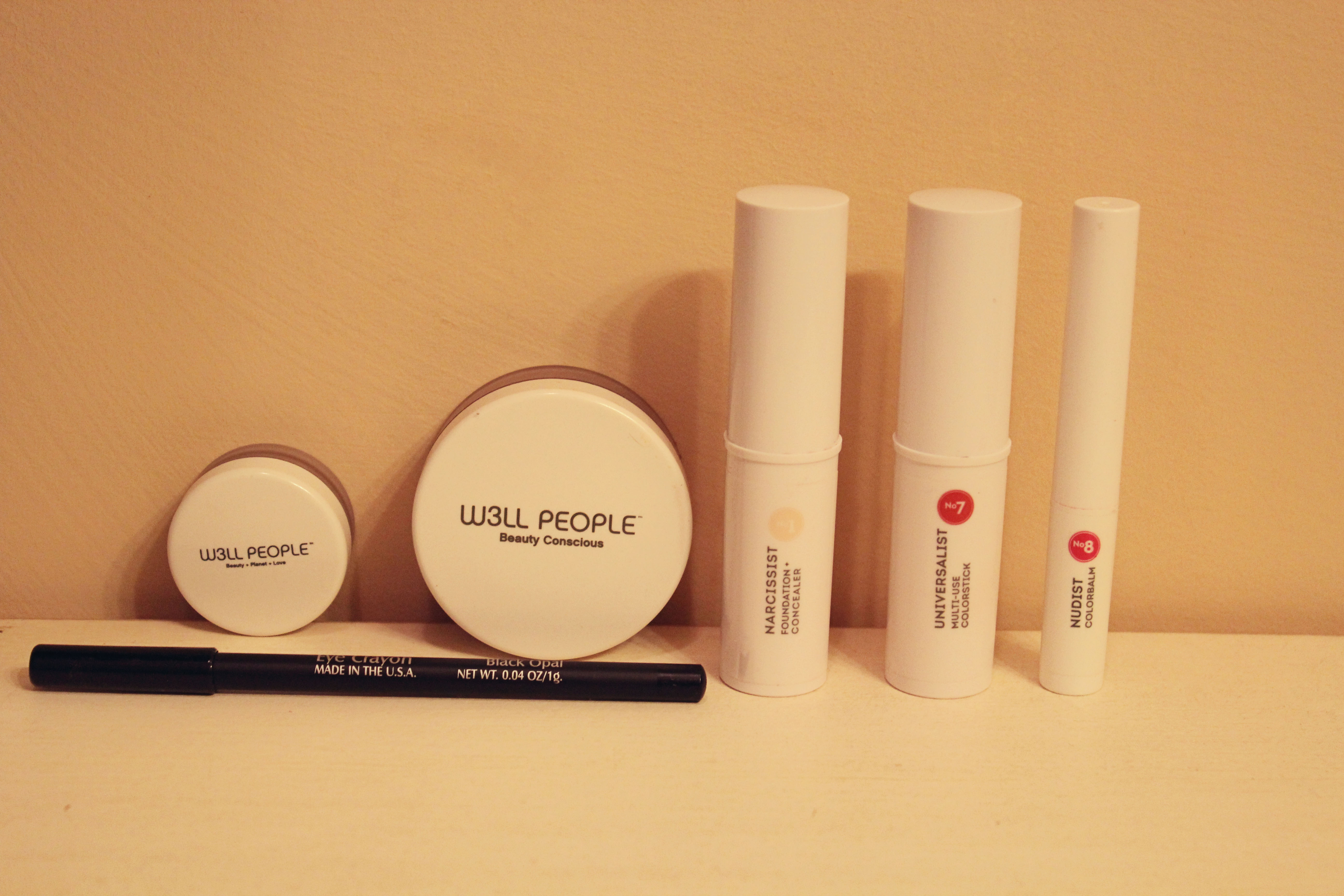 Beauty Buzz | W3LL People Makeup Look + Product Reviews